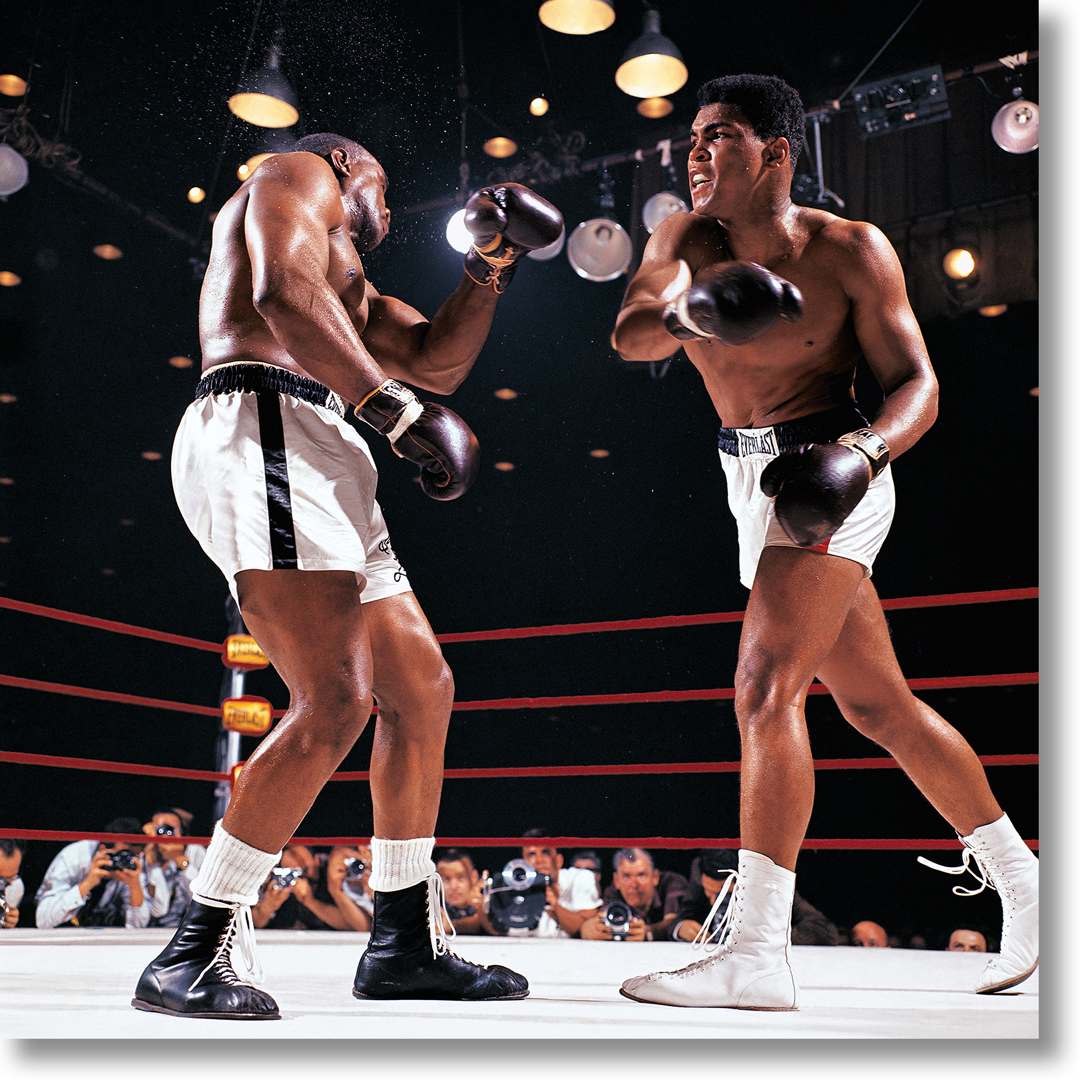 Neil Leifer. Homage to Ali. ‘Clay vs. Liston I, 1964’. TASCHEN Books